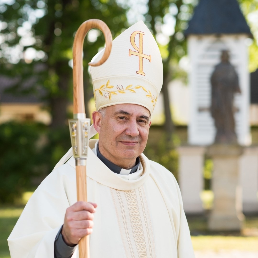 Mgr Marc Beaumont - Portrait - Paroisse Saint-Vincent - Diocèse de Moulins